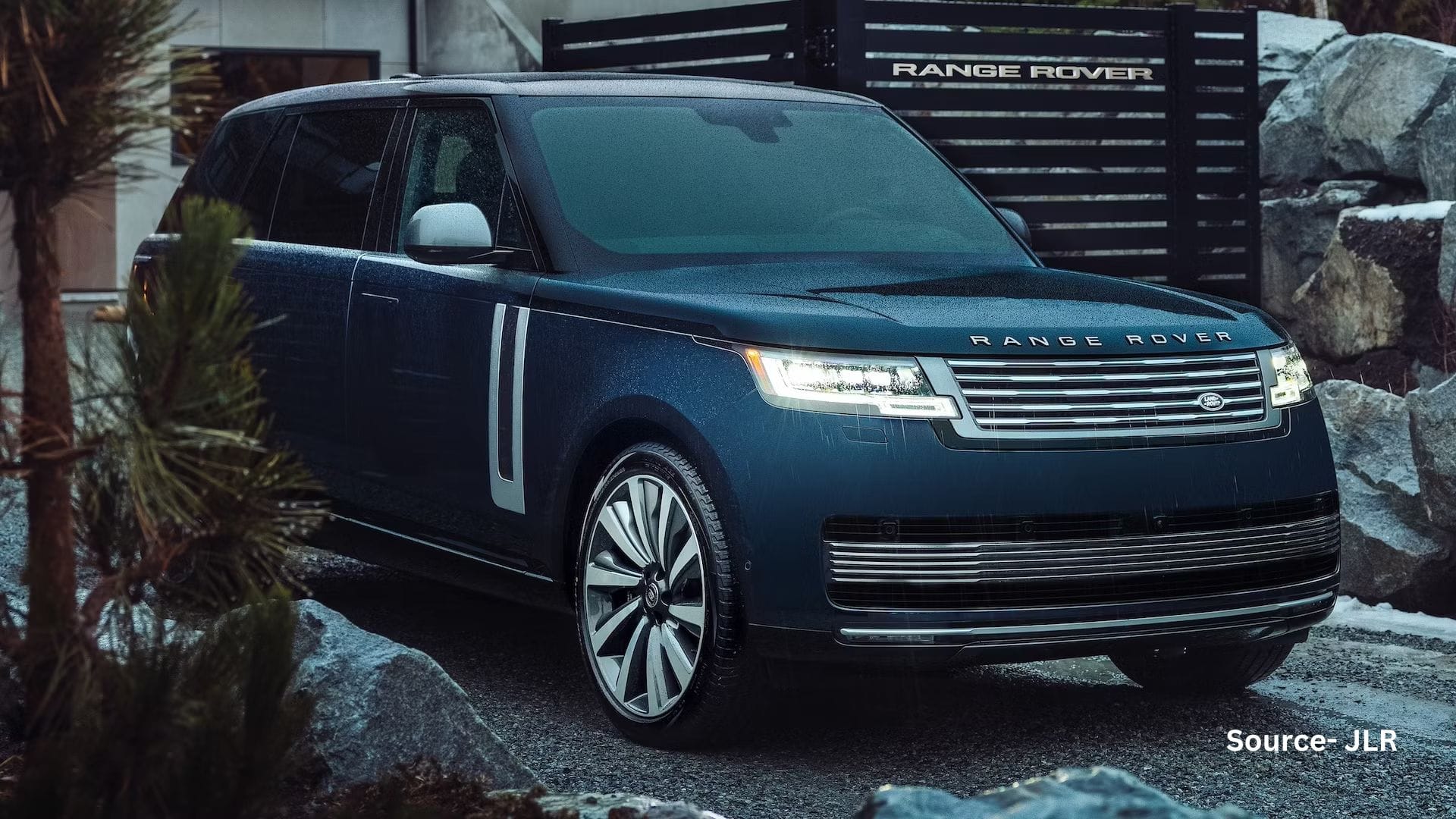 Range Rover SV Arete Edition Makes Exclusive Debut in Whistler ...